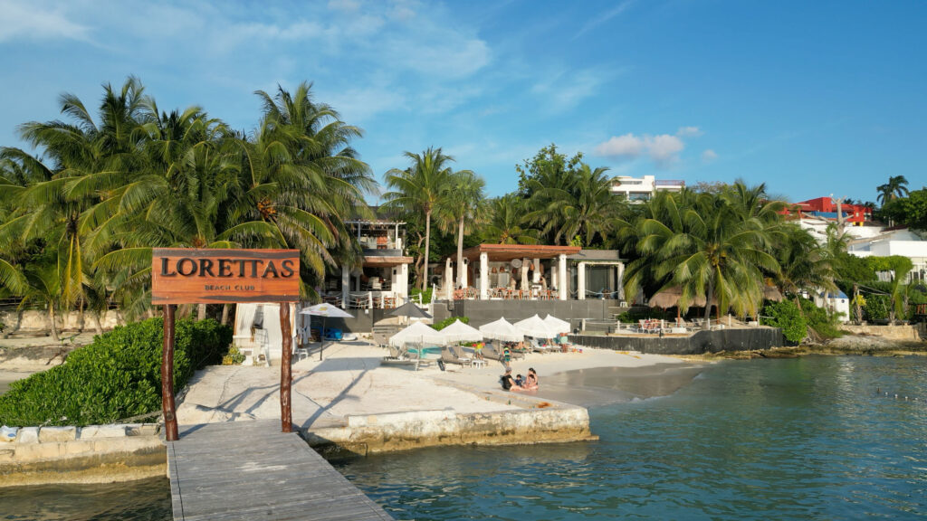 Loretta’s Restaurant & Beach Club | Isla Mujeres